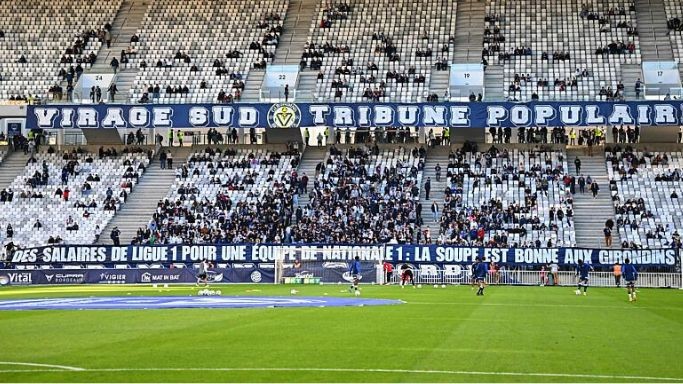 Banderoles des tribunes ultras des Girondins de Bordeaux face au Paris FC - actu Girondins de ...